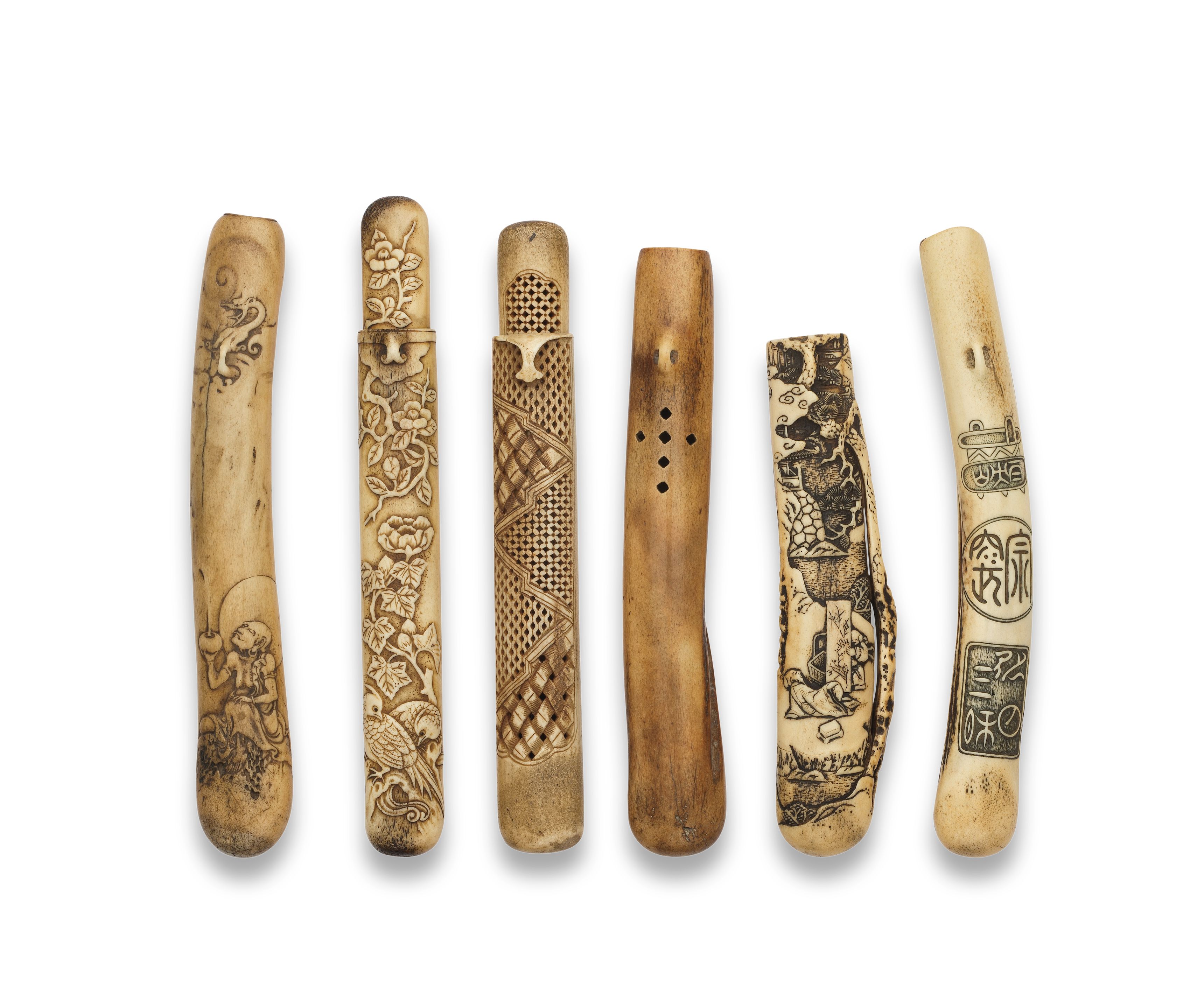 Bonhams : SIX STAG-ANTLER KISERUZUTSU (PIPECASES) Edo period (1615-1868 ...
