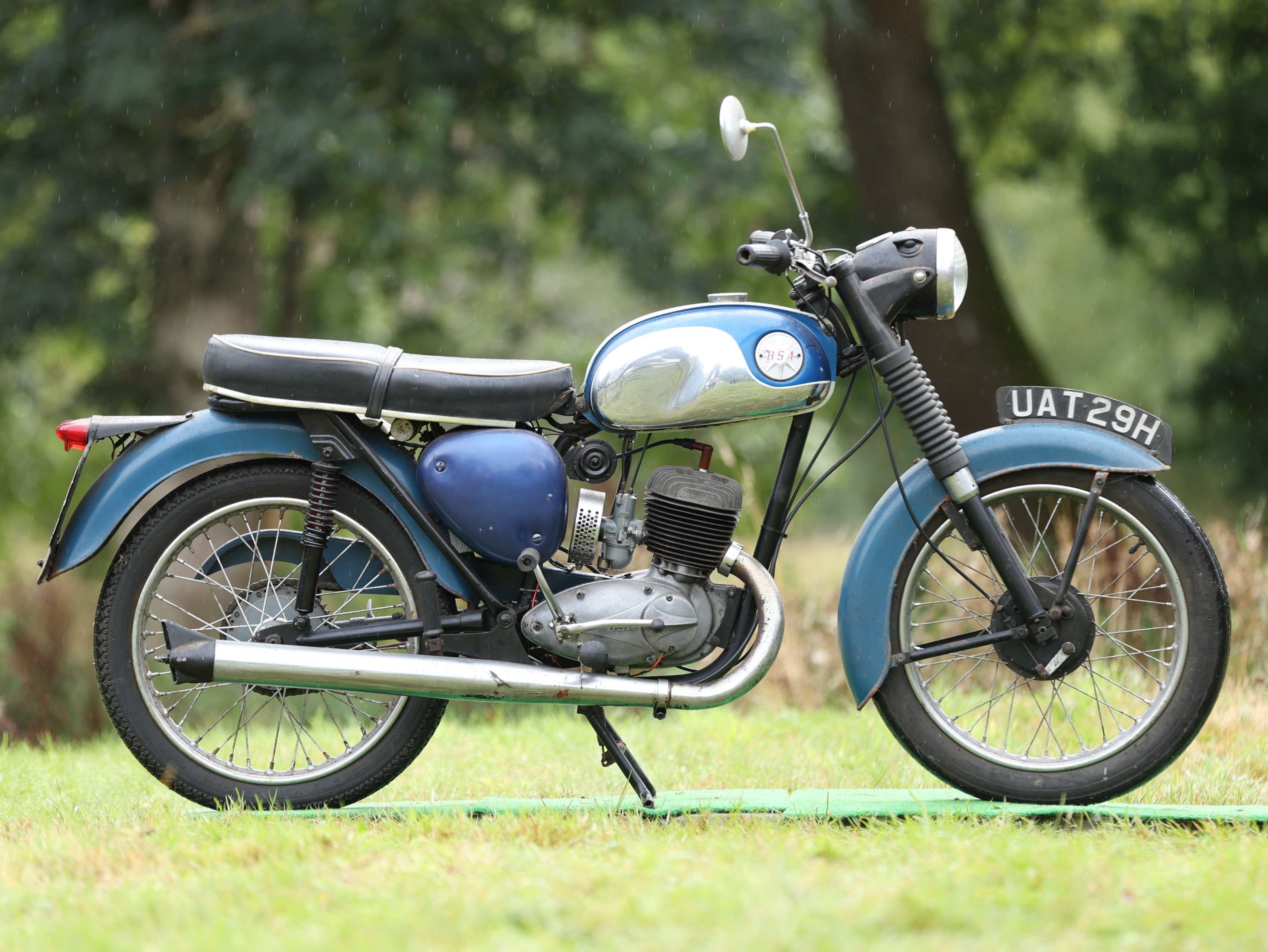 Bonhams Cars : 1970 BSA 175cc Bantam Frame no. GC01391B175 Engine no ...