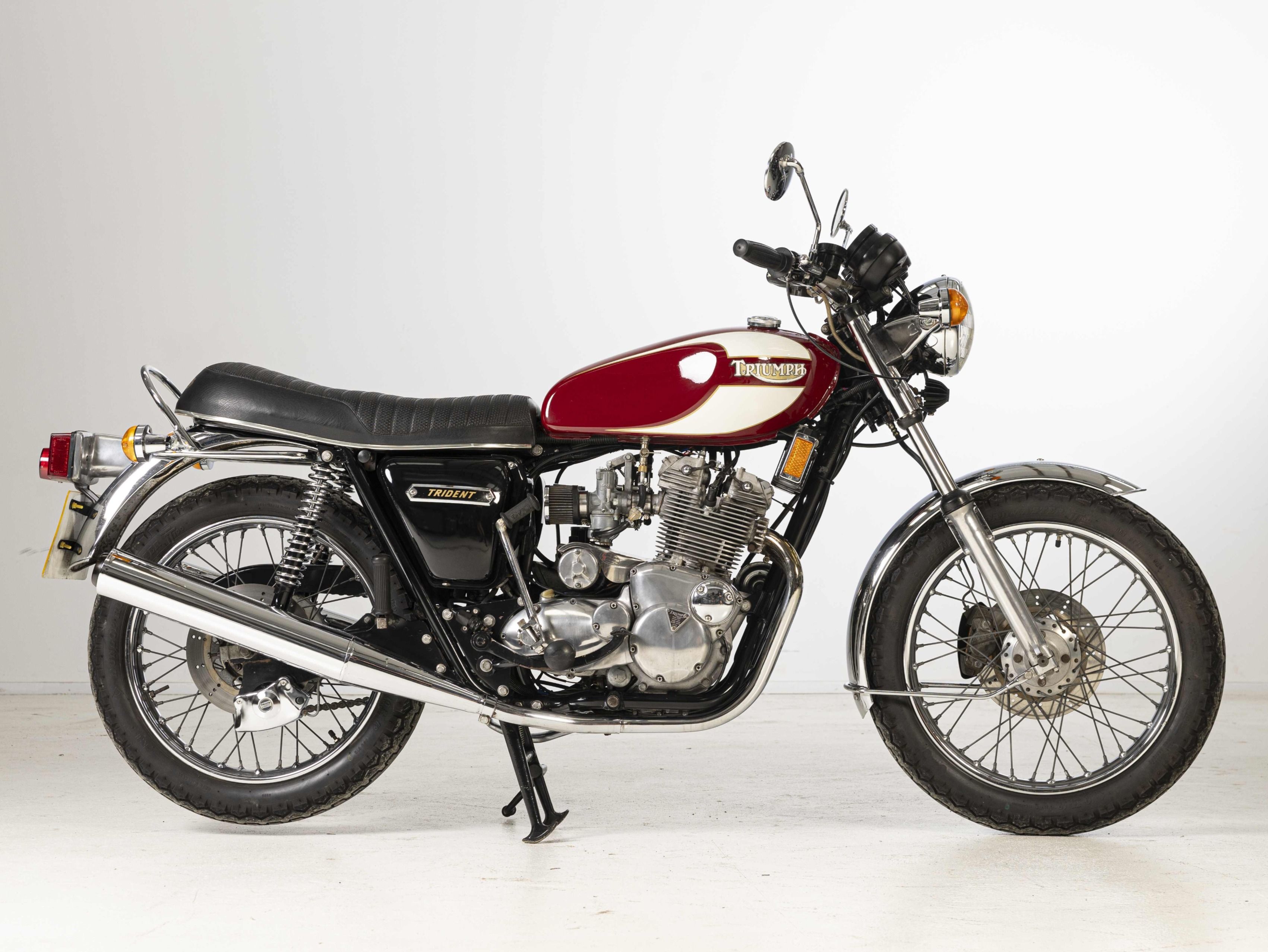 Bonhams Cars : 1975 Triumph 744cc Trident T160 Frame no. T160 CKO 2159 ...